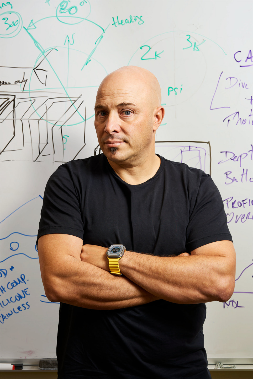 Oceanic+ app 与 Apple Watch Ultra 伴你探索海底世界 - Apple (中国大陆)